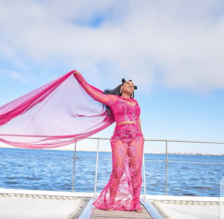 Yemi Alade's Fashion Style: Afrocentrism at its Peak – Svelte Magazine